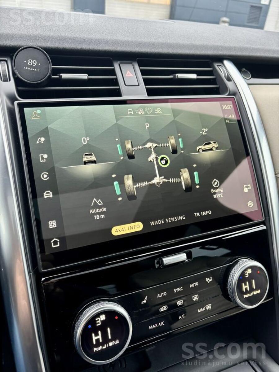 Melns Land Rover Discovery 2021 Rīga, ar dzinēja tilpumu 3.00 L un nobraukumu 85 tūkst. km par 38900 €, foto 11 vietnē AUTOMOTO.COM.LV