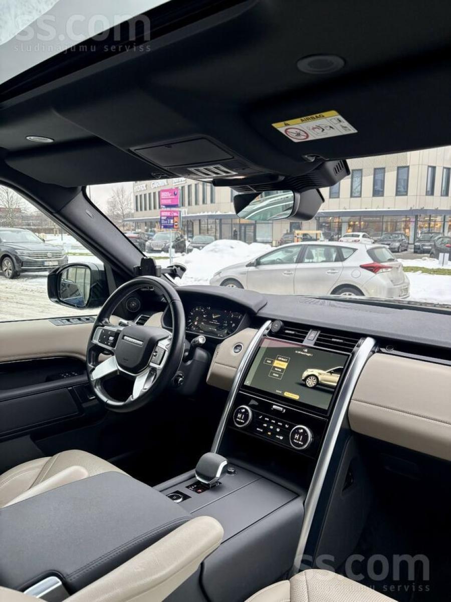 Melns Land Rover Discovery 2021 Rīga, ar dzinēja tilpumu 3.00 L un nobraukumu 85 tūkst. km par 38900 €, foto 13 vietnē AUTOMOTO.COM.LV