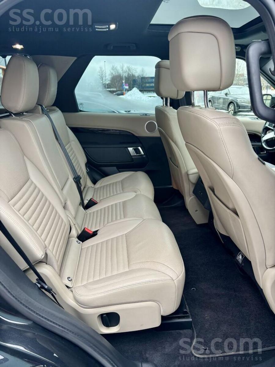 Melns Land Rover Discovery 2021 Rīga, ar dzinēja tilpumu 3.00 L un nobraukumu 85 tūkst. km par 38900 €, foto 17 vietnē AUTOMOTO.COM.LV