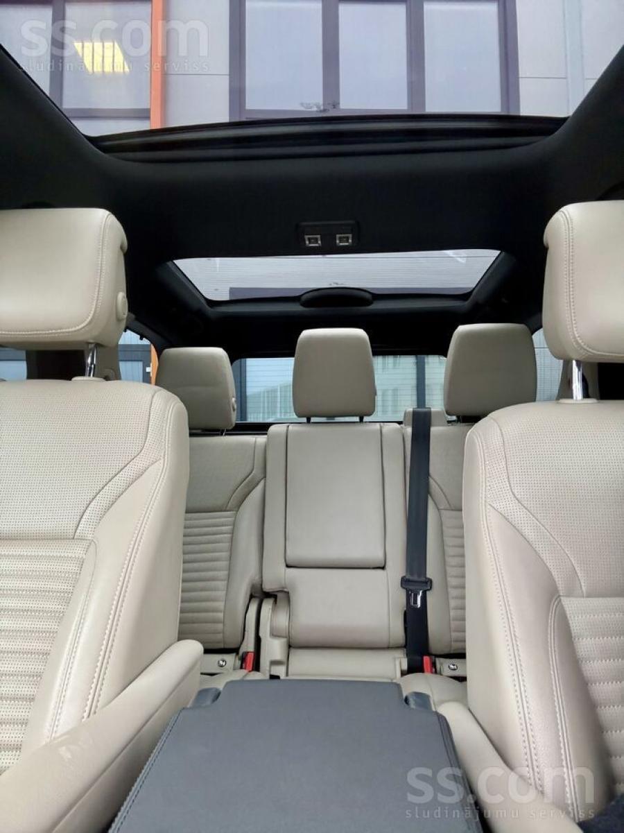 Melns Land Rover Discovery 2021 Rīga, ar dzinēja tilpumu 3.00 L un nobraukumu 85 tūkst. km par 38900 €, foto 22 vietnē AUTOMOTO.COM.LV