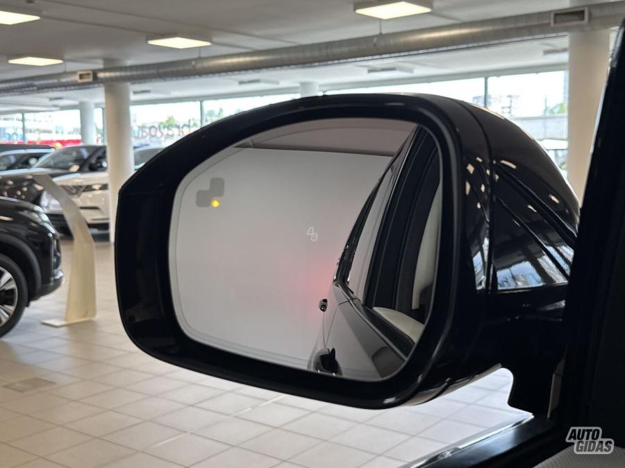 Melns Land Rover Discovery 2021 Viļņa, ar dzinēja tilpumu 3.00 L un nobraukumu 75 tūkst. km par 38000 €, foto 18 vietnē AUTOMOTO.COM.LV