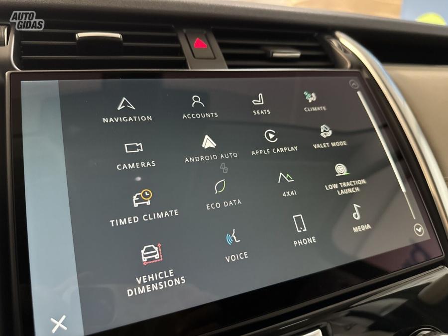 Melns Land Rover Discovery 2021 Viļņa, ar dzinēja tilpumu 3.00 L un nobraukumu 75 tūkst. km par 38000 €, foto 21 vietnē AUTOMOTO.COM.LV