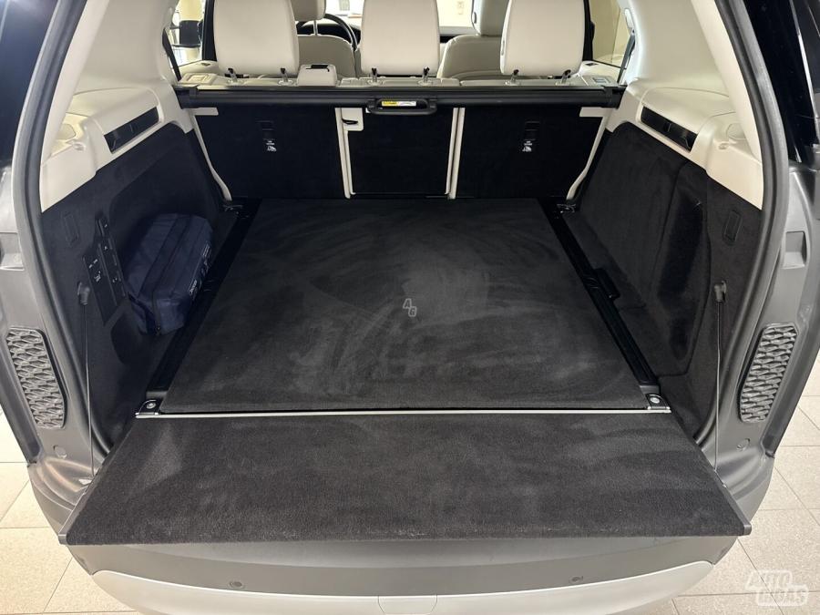 Melns Land Rover Discovery 2021 Viļņa, ar dzinēja tilpumu 3.00 L un nobraukumu 75 tūkst. km par 38000 €, foto 26 vietnē AUTOMOTO.COM.LV