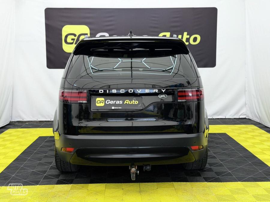 Black Land Rover Discovery 2022 in Avizieniai, with an engine capacity of 3.00 L and mileage of 64 thousand km for 43500 €, photo 7 on AUTOMOTO.COM.LV
