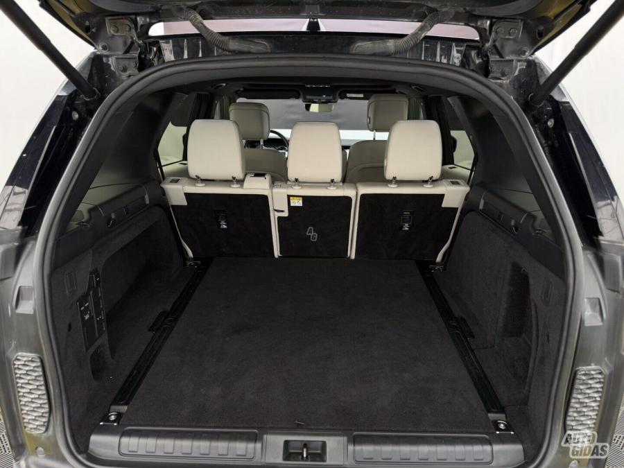 Black Land Rover Discovery 2022 in Avizieniai, with an engine capacity of 3.00 L and mileage of 64 thousand km for 43500 €, photo 12 on AUTOMOTO.COM.LV
