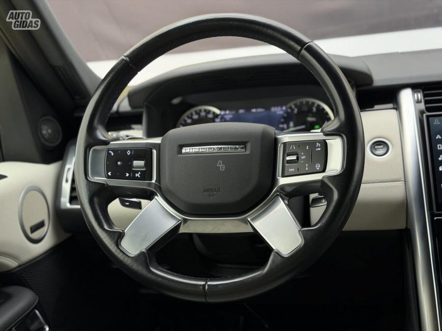 Black Land Rover Discovery 2022 in Avizieniai, with an engine capacity of 3.00 L and mileage of 64 thousand km for 43500 €, photo 20 on AUTOMOTO.COM.LV