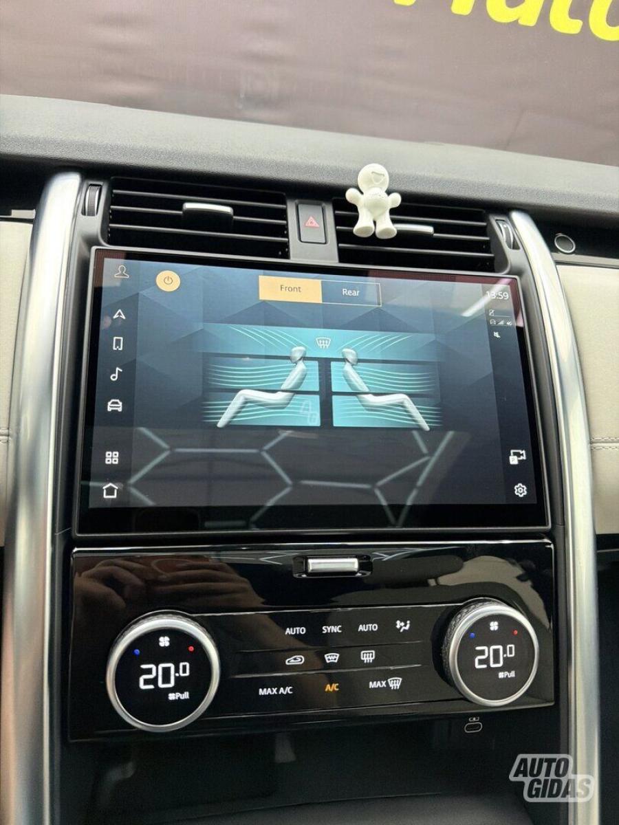 Black Land Rover Discovery 2022 in Avizieniai, with an engine capacity of 3.00 L and mileage of 64 thousand km for 43500 €, photo 26 on AUTOMOTO.COM.LV