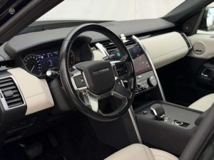 Melns Land Rover Discovery 2022 Viļņa, ar dzinēja tilpumu 3.00 L un nobraukumu 64 tūkst. km par 36999 €, foto 10 vietnē AUTOMOTO.COM.LV