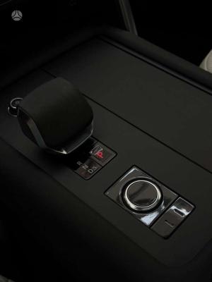 Melns Land Rover Discovery 2022 Viļņa, ar dzinēja tilpumu 3.00 L un nobraukumu 64 tūkst. km par 36999 €, foto 23 vietnē AUTOMOTO.COM.LV