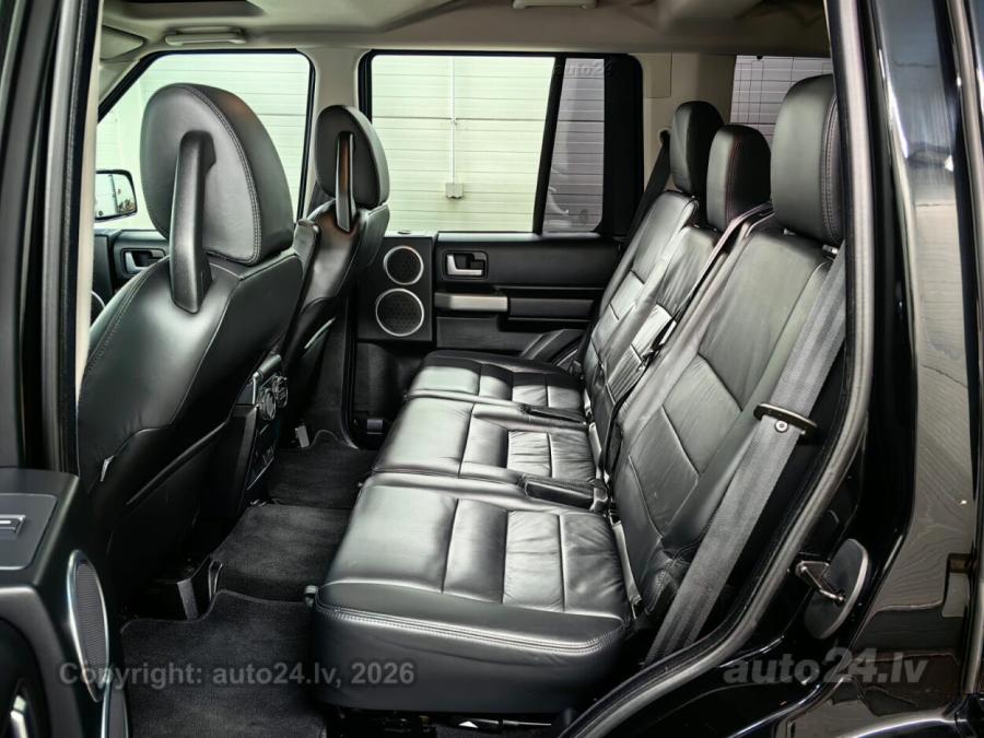 Melns Land Rover Discovery 2008 Viljandi, ar dzinēja tilpumu 2.70 L un nobraukumu 226 tūkst. km par 8490 €, foto 7 vietnē AUTOMOTO.COM.LV
