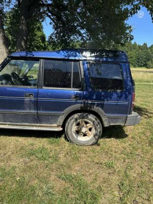 Zils Land Rover Discovery 1995 Raseiniai, ar dzinēja tilpumu 2.50 L un nobraukumu 270 tūkst. km par 1100 €, foto 6 vietnē AUTOMOTO.COM.LV