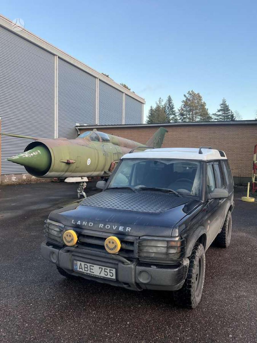 Zils Land Rover Discovery 2004 Kauņa, ar dzinēja tilpumu 2.50 L un nobraukumu 260 tūkst. km par 5700 €, foto 1 vietnē AUTOMOTO.COM.LV
