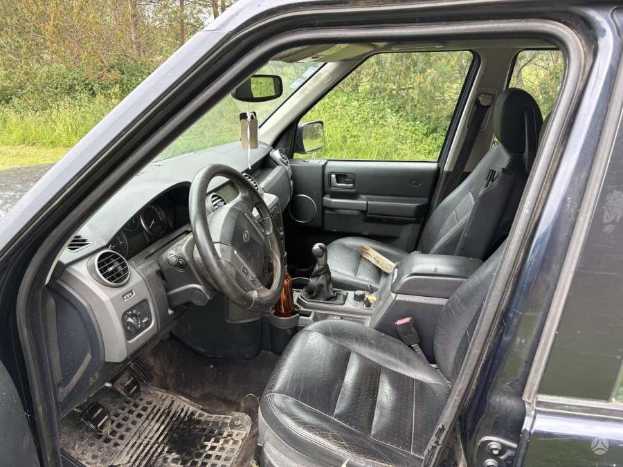 Blue Land Rover Discovery 2005 in Gargzdai, with an engine capacity of 2.72 L and mileage of 220 thousand km for 3300 €, photo 9 on AUTOMOTO.COM.LV