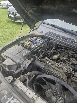 Blue Land Rover Discovery 2007 in Vilnius, with an engine capacity of 2.70 L and mileage of 371 thousand km for 2000 €, photo 9 on AUTOMOTO.COM.LV