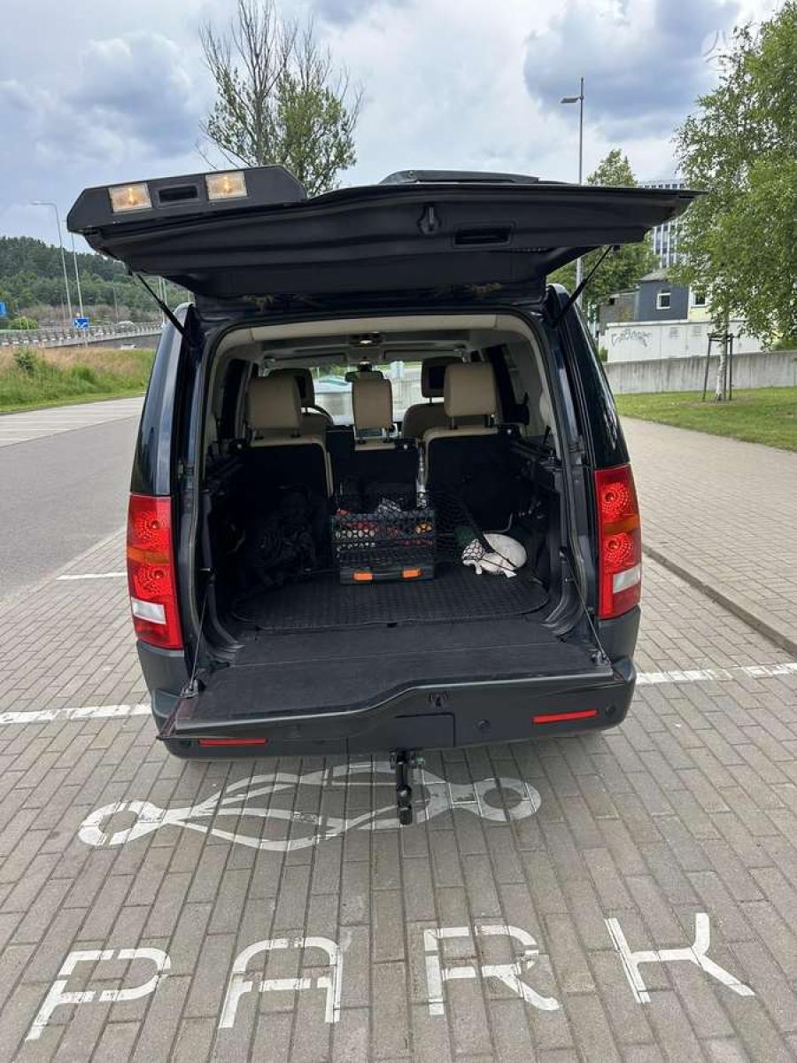Zils Land Rover Discovery 2008 Viļņa, ar dzinēja tilpumu 2.72 L un nobraukumu 379 tūkst. km par 3900 €, foto 7 vietnē AUTOMOTO.COM.LV