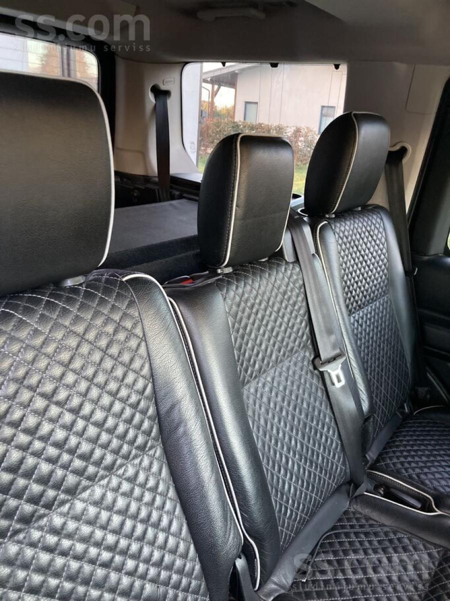 Zils Land Rover Discovery 2009 Rīga, ar dzinēja tilpumu 2.70 L un nobraukumu 303 tūkst. km par 3600 €, foto 6 vietnē AUTOMOTO.COM.LV