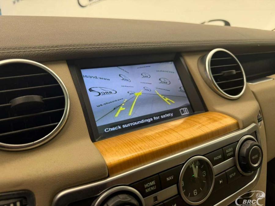 Zils Land Rover Discovery 2015 Viļņa, ar dzinēja tilpumu 3.00 L un nobraukumu 201 tūkst. km par 11900 €, foto 14 vietnē AUTOMOTO.COM.LV