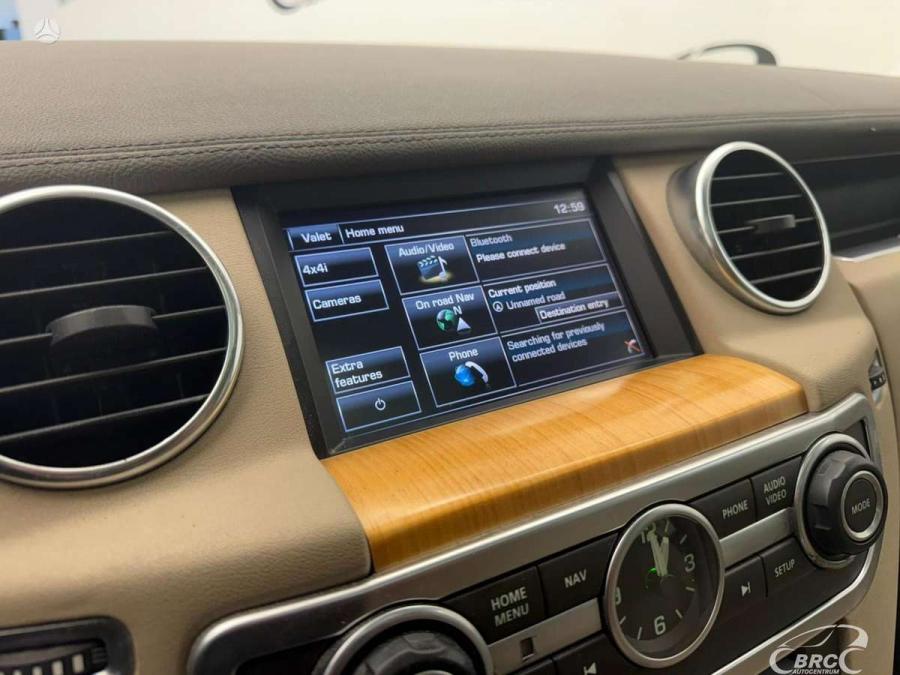 Zils Land Rover Discovery 2015 Viļņa, ar dzinēja tilpumu 3.00 L un nobraukumu 201 tūkst. km par 11900 €, foto 15 vietnē AUTOMOTO.COM.LV