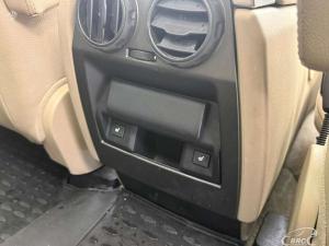 Zils Land Rover Discovery 2015 Viļņa, ar dzinēja tilpumu 3.00 L un nobraukumu 201 tūkst. km par 11900 €, foto 24 vietnē AUTOMOTO.COM.LV