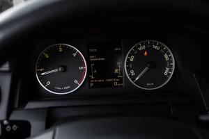 Zils Land Rover Discovery 2016 Jelgava, ar dzinēja tilpumu 3.00 L un nobraukumu 242 tūkst. km par 12999 €, foto 22 vietnē AUTOMOTO.COM.LV