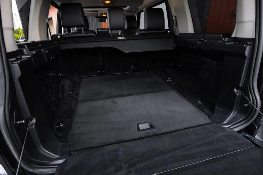 Zils Land Rover Discovery 2016 Jelgava, ar dzinēja tilpumu 3.00 L un nobraukumu 242 tūkst. km par 12999 €, foto 24 vietnē AUTOMOTO.COM.LV