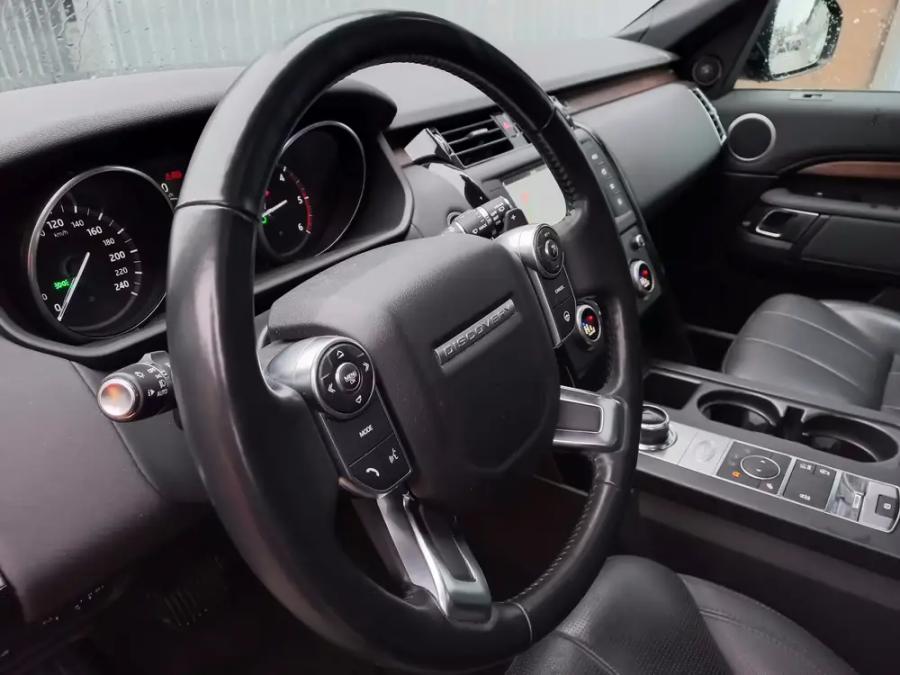 Zils Land Rover Discovery 2017 Rīga, ar dzinēja tilpumu 2.00 L un nobraukumu 170 tūkst. km par 18900 €, foto 13 vietnē AUTOMOTO.COM.LV