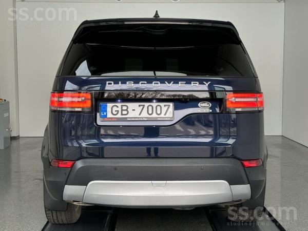 Zils Land Rover Discovery 2018 Rīga, ar dzinēja tilpumu 3.00 L un nobraukumu 218 tūkst. km par 24980 €, foto 2 vietnē AUTOMOTO.COM.LV