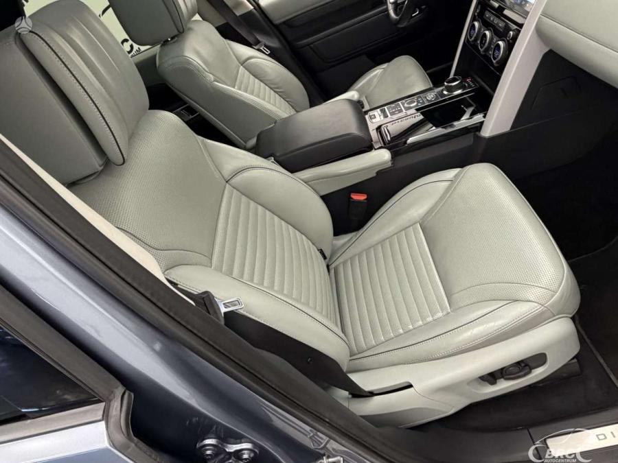 Blue Land Rover Discovery 2018 in Vilnius, with an engine capacity of 2.00 L and mileage of 159 thousand km for 19000 €, photo 7 on AUTOMOTO.COM.LV