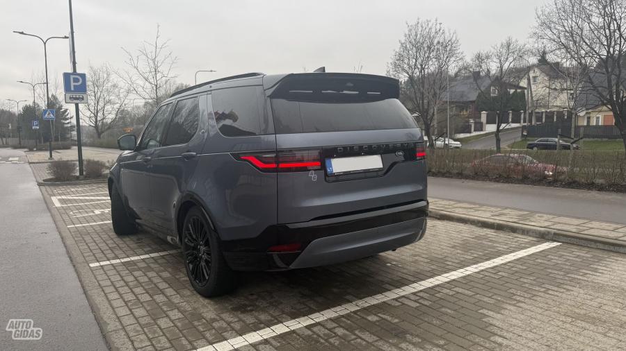 Zils Land Rover Discovery 2022 Viļņa, ar dzinēja tilpumu 3.00 L un nobraukumu 117 tūkst. km par 44900 €, foto 3 vietnē AUTOMOTO.COM.LV