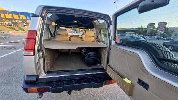 Brown Land Rover Discovery 2002 in Vilnius, with an engine capacity of 3.95 L and mileage of 235 thousand km for 4900 €, photo 6 on AUTOMOTO.COM.LV