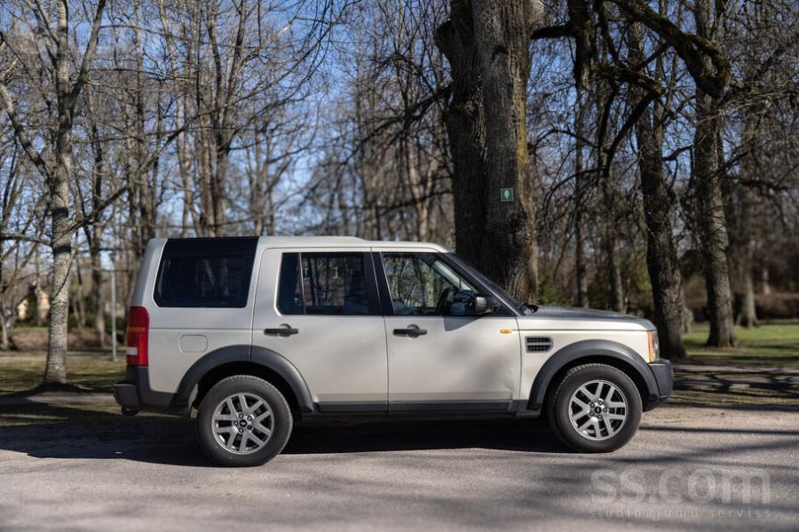 Brūns Land Rover Discovery 2007 Valmiera, ar dzinēja tilpumu 2.70 L un nobraukumu 322 tūkst. km par 5200 €, foto 3 vietnē AUTOMOTO.COM.LV