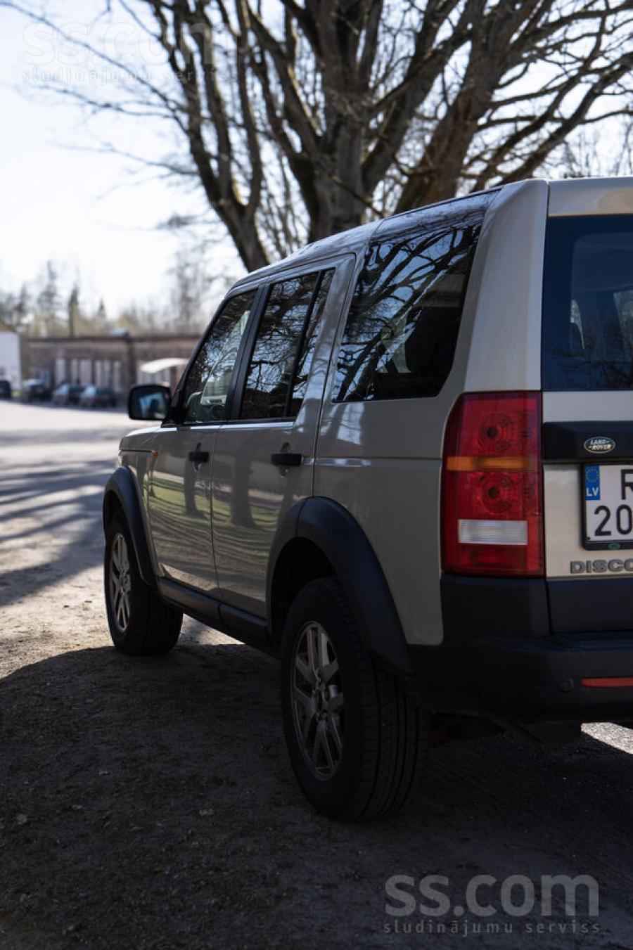 Brūns Land Rover Discovery 2007 Valmiera, ar dzinēja tilpumu 2.70 L un nobraukumu 322 tūkst. km par 5200 €, foto 5 vietnē AUTOMOTO.COM.LV