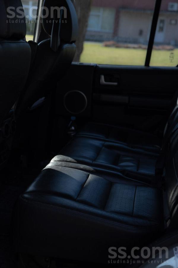 Brūns Land Rover Discovery 2007 Valmiera, ar dzinēja tilpumu 2.70 L un nobraukumu 322 tūkst. km par 5200 €, foto 9 vietnē AUTOMOTO.COM.LV