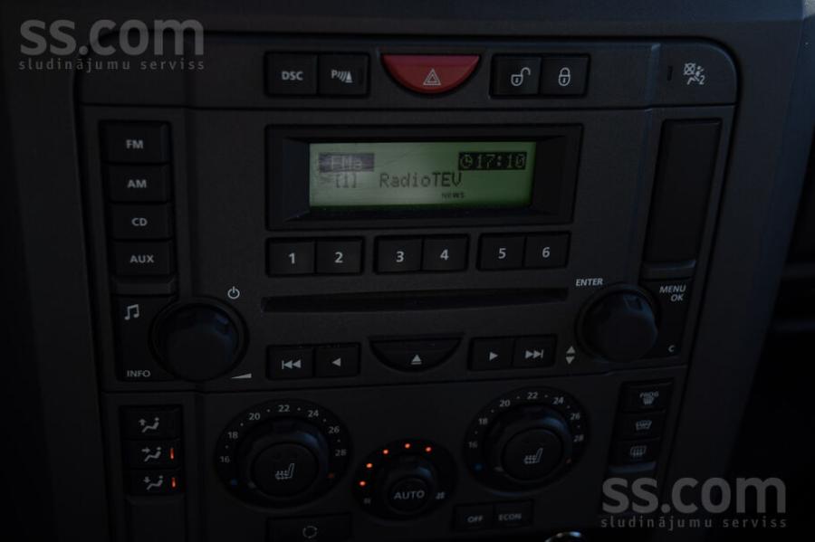 Brūns Land Rover Discovery 2007 Valmiera, ar dzinēja tilpumu 2.70 L un nobraukumu 322 tūkst. km par 5200 €, foto 19 vietnē AUTOMOTO.COM.LV