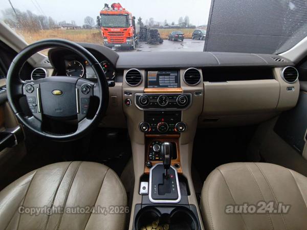 Brūns Land Rover Discovery 2009 Viljandi, ar dzinēja tilpumu 3.00 L un nobraukumu 230 tūkst. km par 9990 €, foto 9 vietnē AUTOMOTO.COM.LV