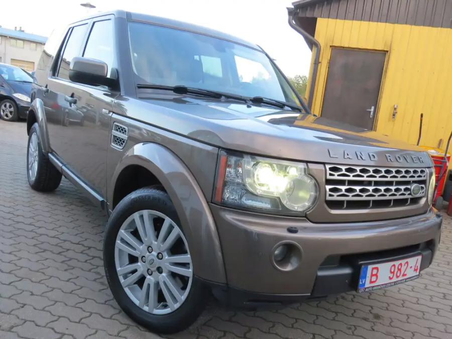 Brūns Land Rover Discovery 2010 Rīga, ar dzinēja tilpumu 3.00 L un nobraukumu 240 tūkst. km par 9900 €, foto 4 vietnē AUTOMOTO.COM.LV