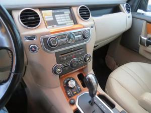 Brūns Land Rover Discovery 2010 Rīga, ar dzinēja tilpumu 3.00 L un nobraukumu 240 tūkst. km par 9900 €, foto 13 vietnē AUTOMOTO.COM.LV