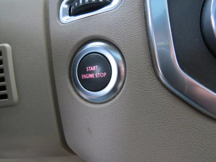 Brūns Land Rover Discovery 2010 Rīga, ar dzinēja tilpumu 3.00 L un nobraukumu 240 tūkst. km par 9900 €, foto 15 vietnē AUTOMOTO.COM.LV