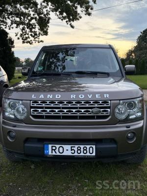 Brown Land Rover Discovery 2010 in Valmiera, with an engine capacity of 3.00 L and mileage of 310 thousand km for 11500 €, photo 3 on AUTOMOTO.COM.LV