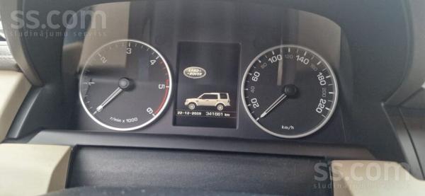 Brown Land Rover Discovery 2011 in Riga, with an engine capacity of 3.00 L and mileage of 330 thousand km for 6100 €, photo 6 on AUTOMOTO.COM.LV