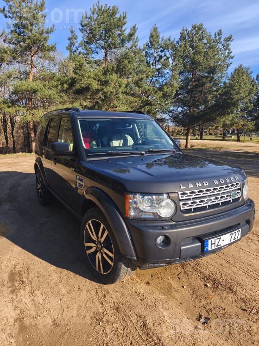 Brūns Land Rover Discovery 2014 Daugavpils, ar dzinēja tilpumu 3.00 L un nobraukumu 282 tūkst. km par 10000 €, foto 1 vietnē AUTOMOTO.COM.LV