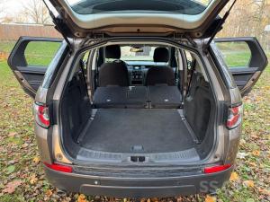 Brūns Land Rover Discovery 2015 Rīga, ar dzinēja tilpumu 2.20 L un nobraukumu 186 tūkst. km par 8900 €, foto 6 vietnē AUTOMOTO.COM.LV