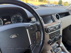 Brown Land Rover Discovery 2015 in Tallinn, with an engine capacity of 3.00 L and mileage of 240 thousand km for 12700 €, photo 7 on AUTOMOTO.COM.LV