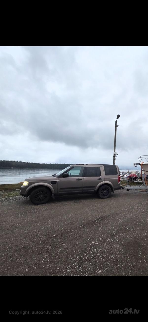 Brūns Land Rover Discovery 2015 Tallina, ar dzinēja tilpumu 3.00 L un nobraukumu 248 tūkst. km par 13500 €, foto 3 vietnē AUTOMOTO.COM.LV
