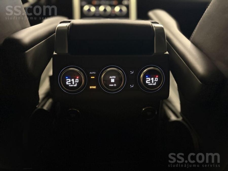 Brūns Land Rover Discovery 2019 Rīga, ar dzinēja tilpumu 3.00 L un nobraukumu 207 tūkst. km par 21500 €, foto 30 vietnē AUTOMOTO.COM.LV