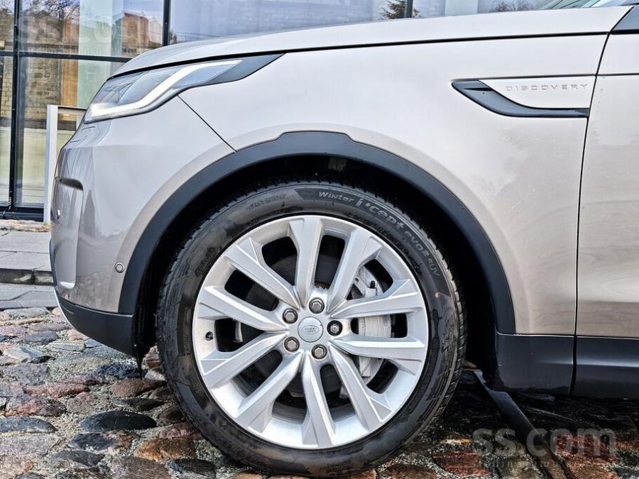 Brūns Land Rover Discovery 2021 Rīga, ar dzinēja tilpumu 3.00 L un nobraukumu 112 tūkst. km par 39500 €, foto 9 vietnē AUTOMOTO.COM.LV