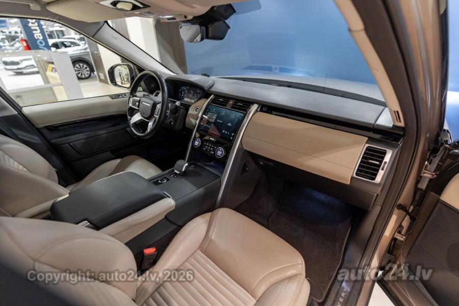 Brūns Land Rover Discovery 2021 Tallina, ar dzinēja tilpumu 3.00 L un nobraukumu 87 tūkst. km par 46900 €, foto 16 vietnē AUTOMOTO.COM.LV