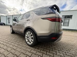 Brown Land Rover Discovery 2021 in Riga, with an engine capacity of 3.00 L and mileage of 85 thousand km for 36950 €, photo 5 on AUTOMOTO.COM.LV