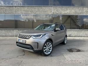 Brown Land Rover Discovery 2021 in Riga, with an engine capacity of 3.00 L and mileage of 130 thousand km for 29990 €, photo 3 on AUTOMOTO.COM.LV
