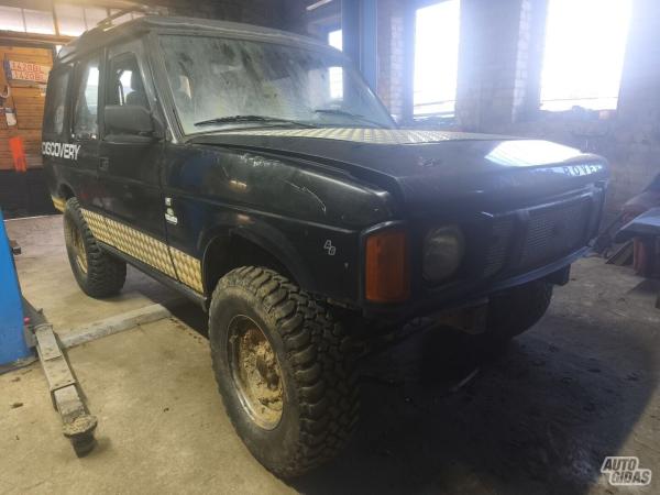 Land Rover Discovery 1992 Ignalina, ar dzinēja tilpumu 2.50 L un nobraukumu 389 tūkst. km par 900 €, foto 1 vietnē AUTOMOTO.COM.LV
